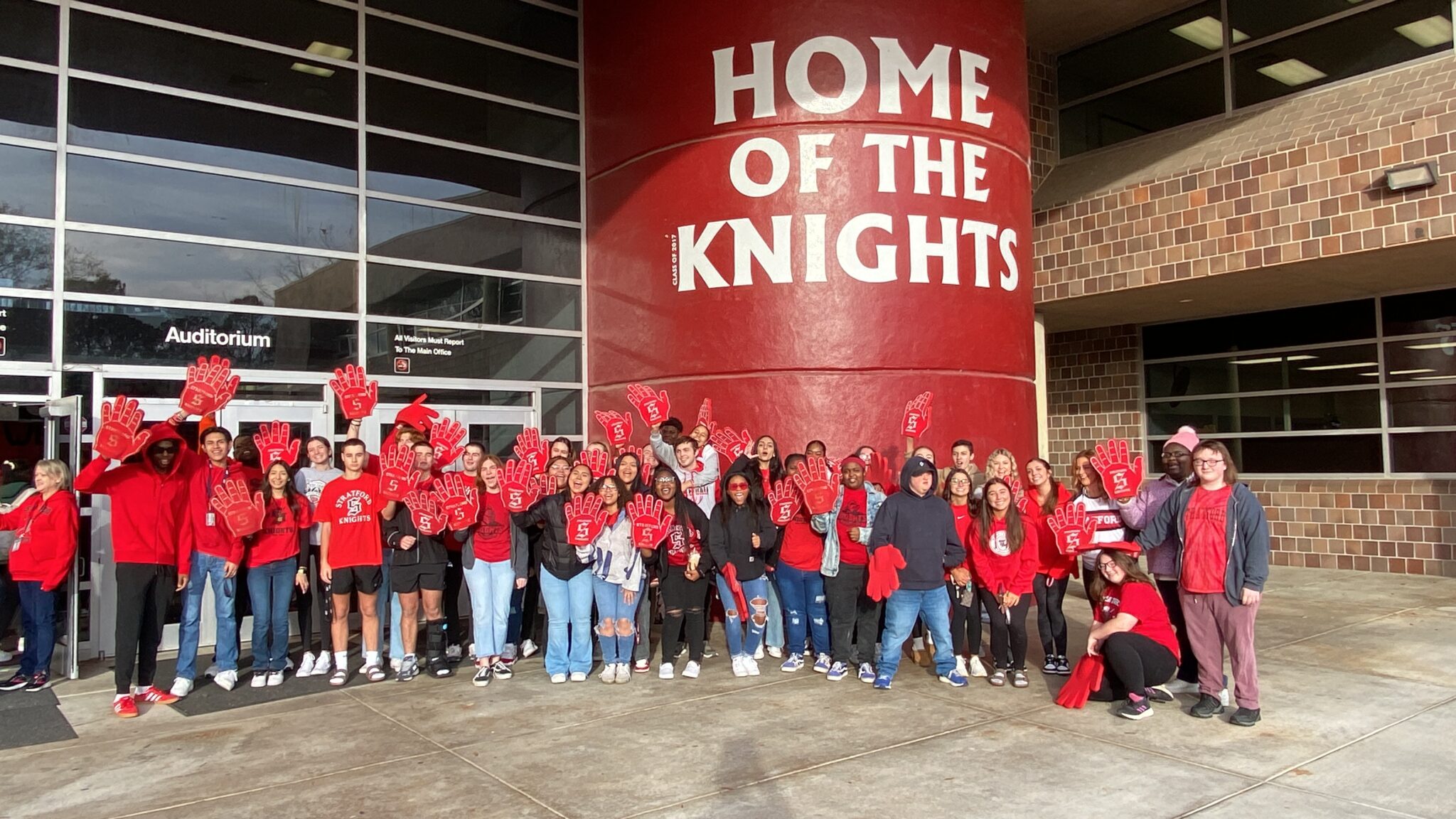 Minute to Pitch It: High Five Fridays | Jostens Renaissance ...